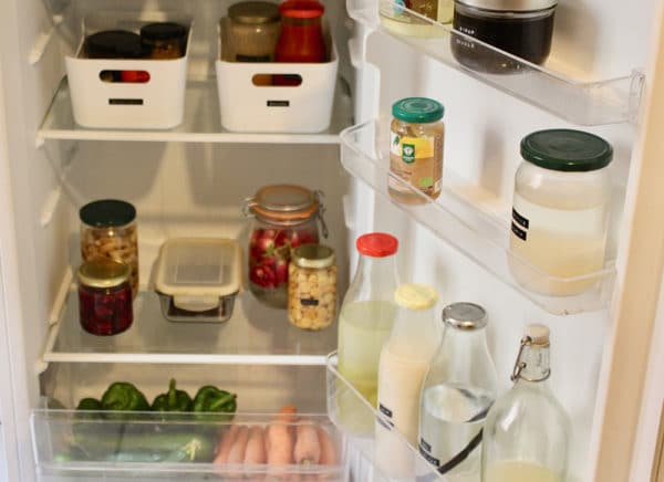 Comment bien ranger son frigo ? Astuces cuisine minimaliste - La ptite ...